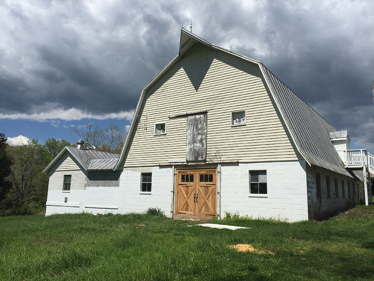 Before and After: The Dairy Barn Exterior » Northern Virginia Barn ...