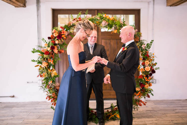 9 Inspiring Real Wedding Ceremony Backdrop Ideas » Northern Virginia ...