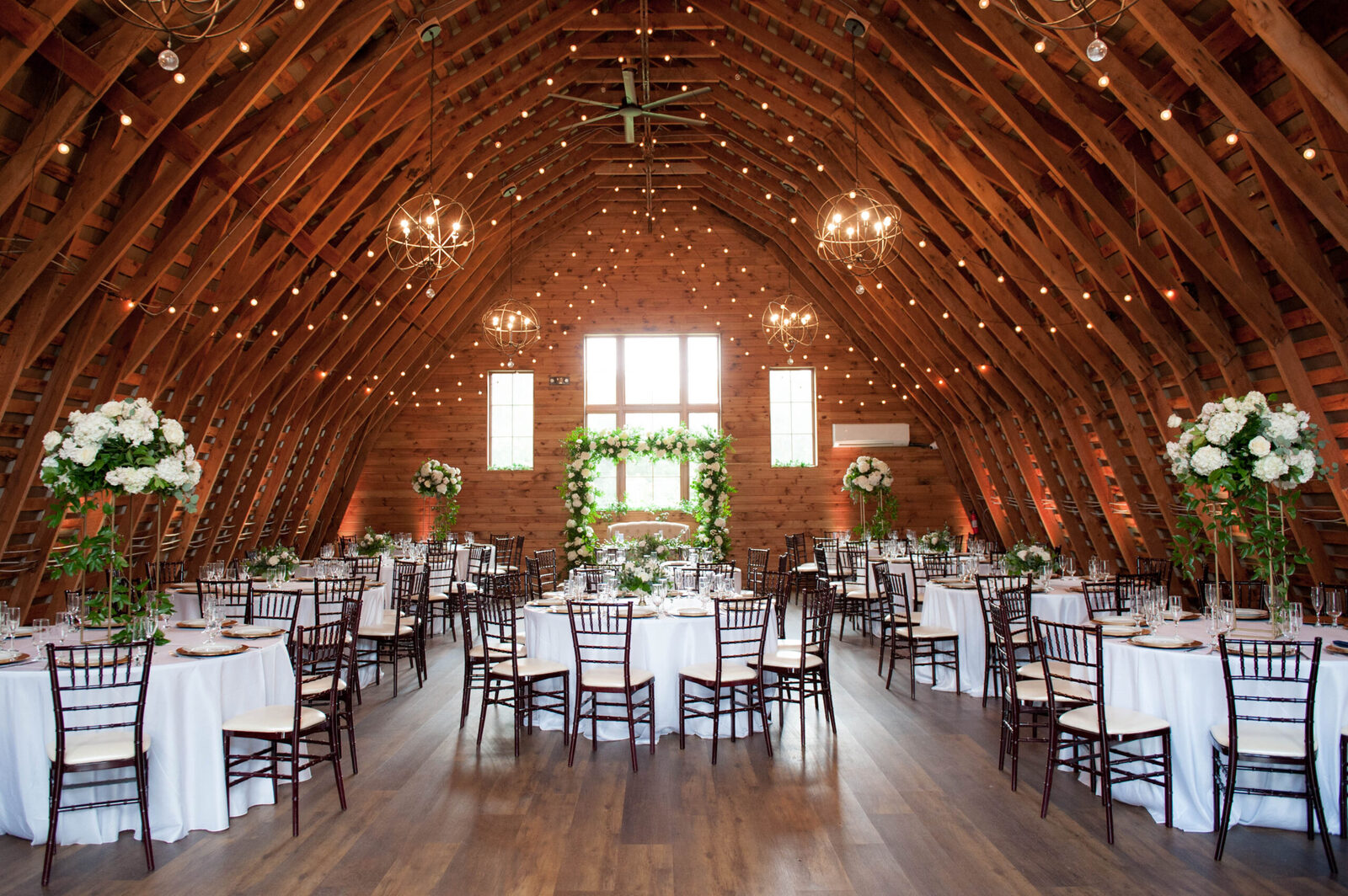 Northern Virginia Barn Wedding Venue | 48 Fields Farm » Northern ...